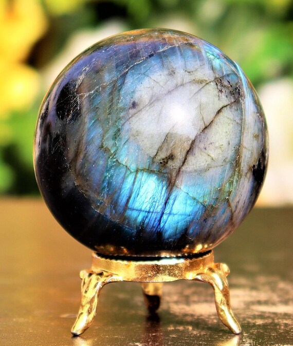 Tarot by Izabela ~ A Message from the Labradorite Crystal Ball